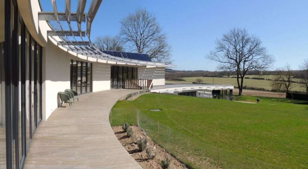 Curly House, una casa con un diseño único - Arquitectura Ideal