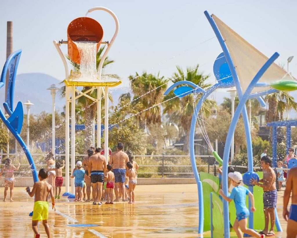 Splashpad® urbano de VORTEX: estética, diversión y sostenibilidad
