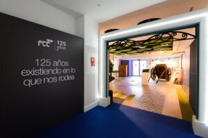 Celebrando 125 años de innovación: la exposición del Grupo FCC ...
